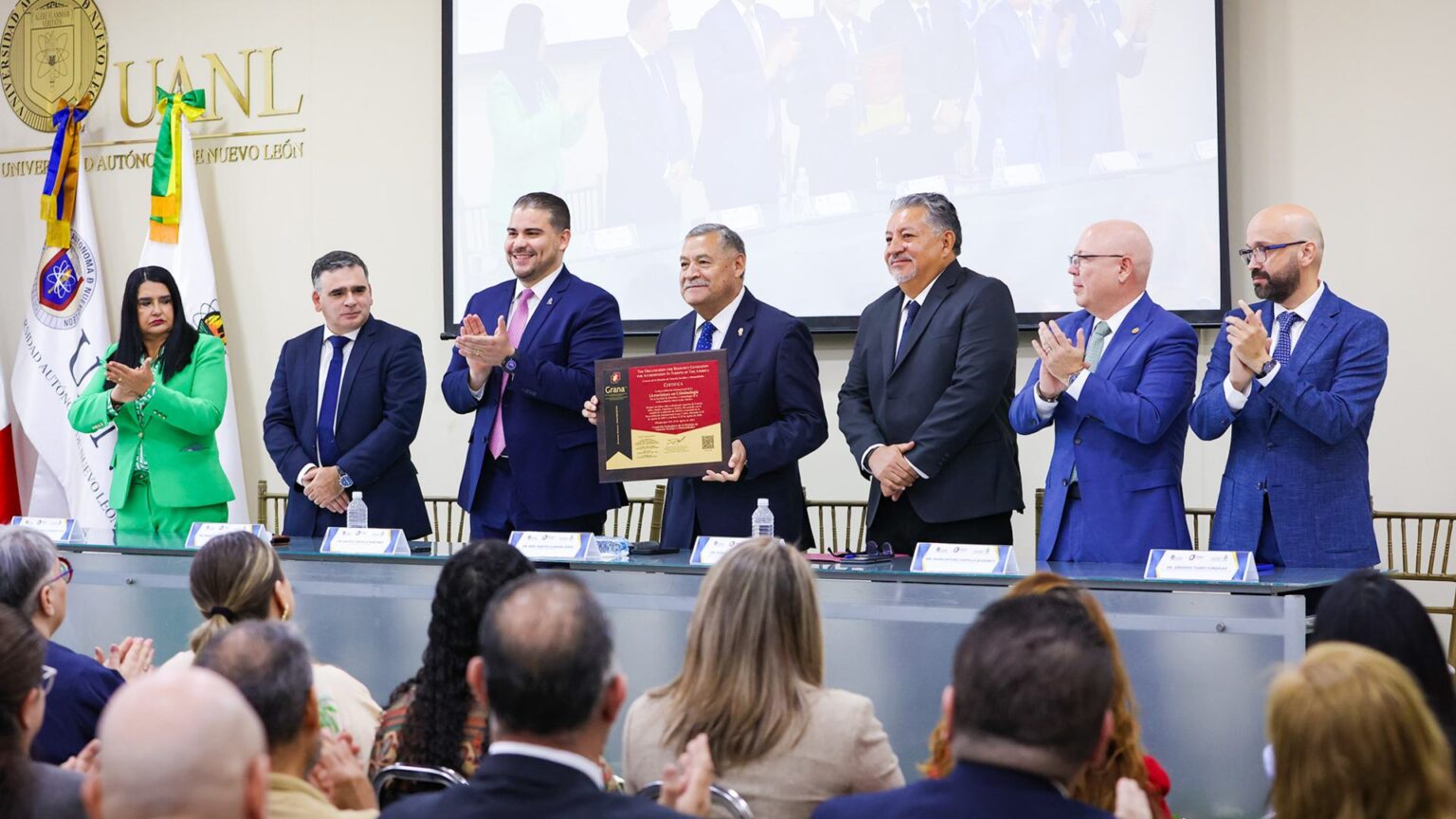 FACDYC recibe reacreditación internacional en Derecho y Criminología ...